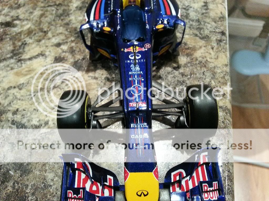 revell redbull rb8 - Ready For Inspection - Vehicles - Britmodeller.com
